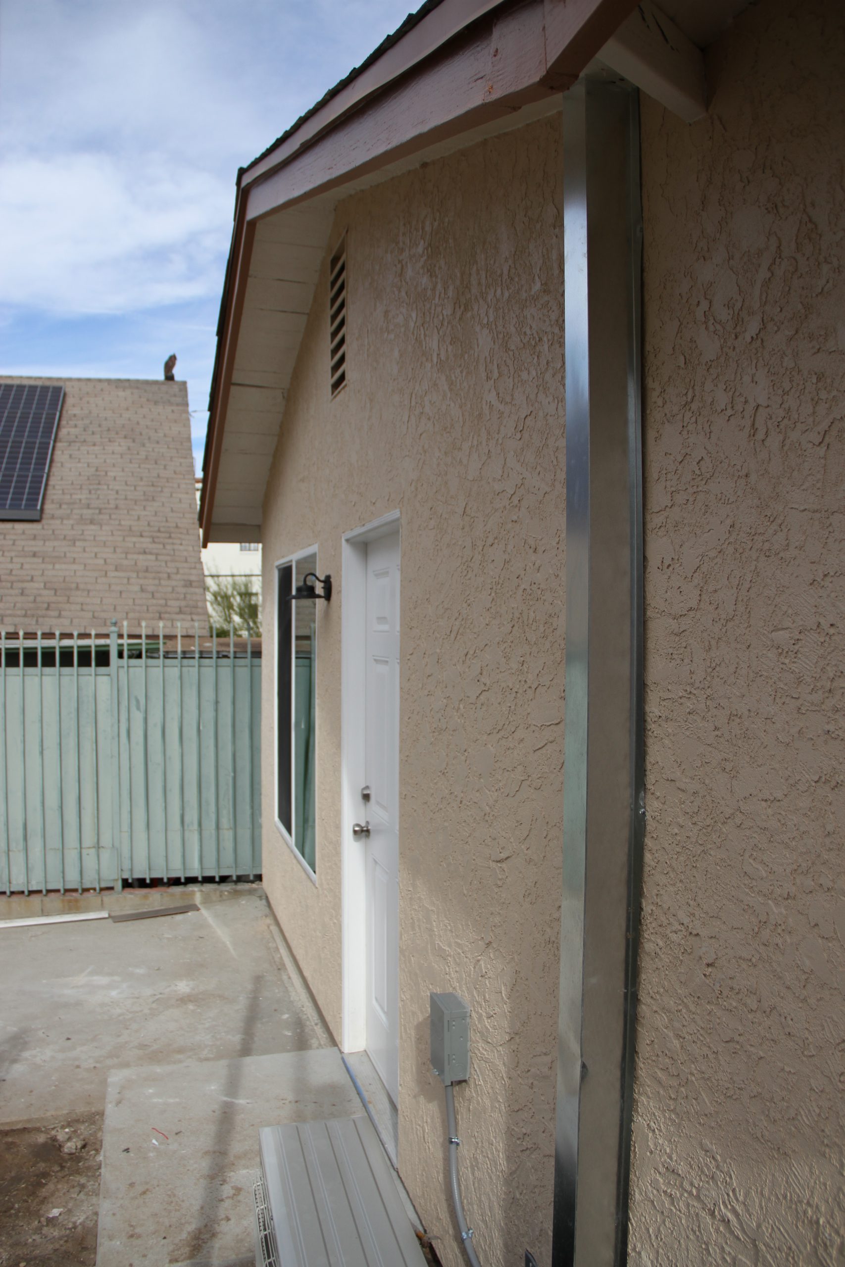 ADU Builders Los Angeles | Accessory Dwelling Units | CCS Inc